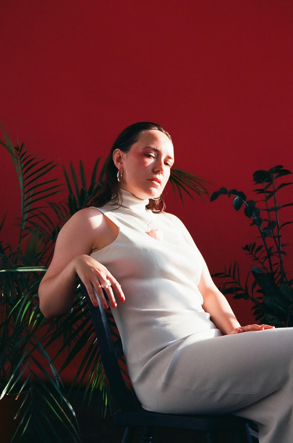 Laura Groves Signs To Bella Union, Shares New Song 'Infinite Wisdom ...