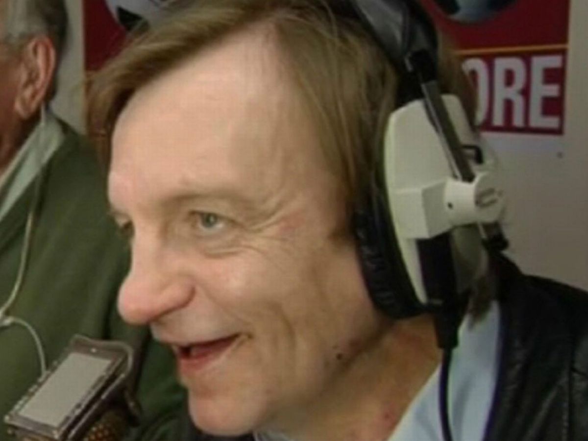 Watch Mark E. Smith Reading The Football Results | News | Clash Magazine