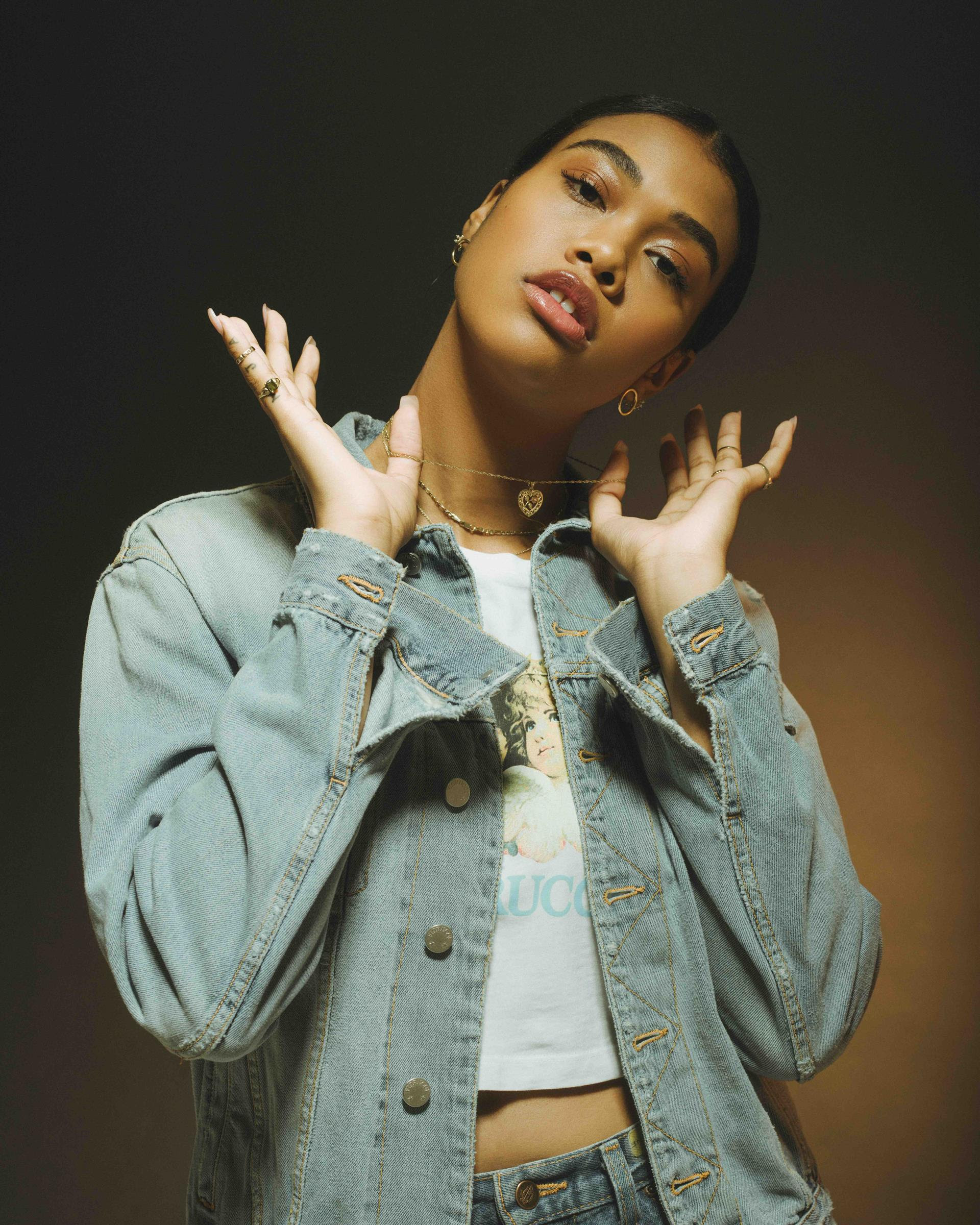 Amber Mark Shares New R&B Sizzler 'Mixer' | News | Clash Magazine
